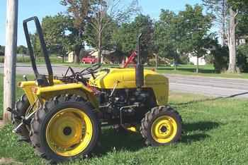 McConnell-Marc 425XL: Specs, Engine, Transmission, Dimensions