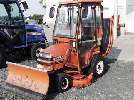 Kubota GT950: Specs, Engine, Transmission