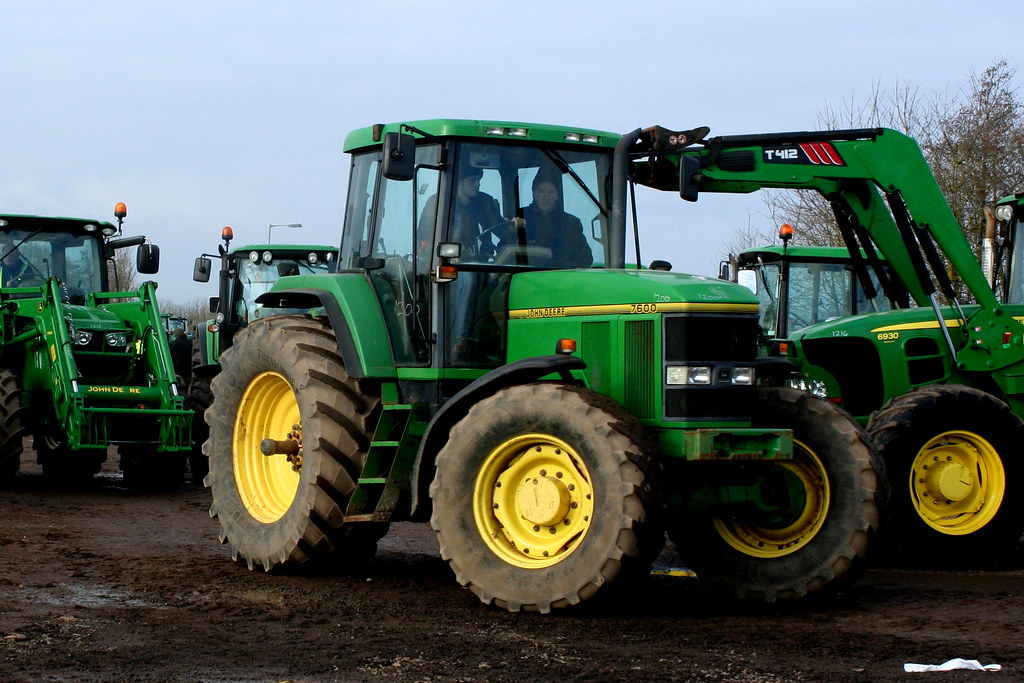 John Deere 7600 Specs Engine Transmission Dimensions
