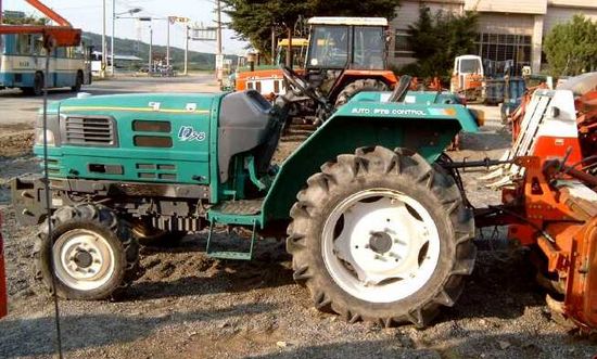 Daedong DK40: Specs, Engine